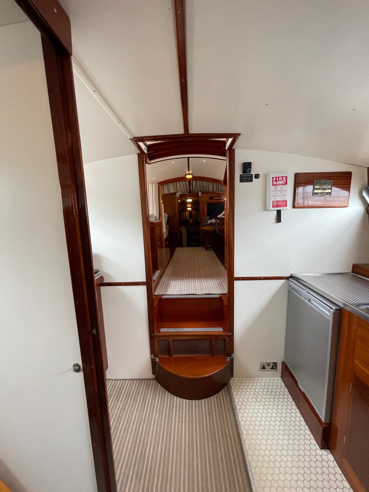 New Venture - a 40ft Bates Starcraft - Henley Sales & Charter
